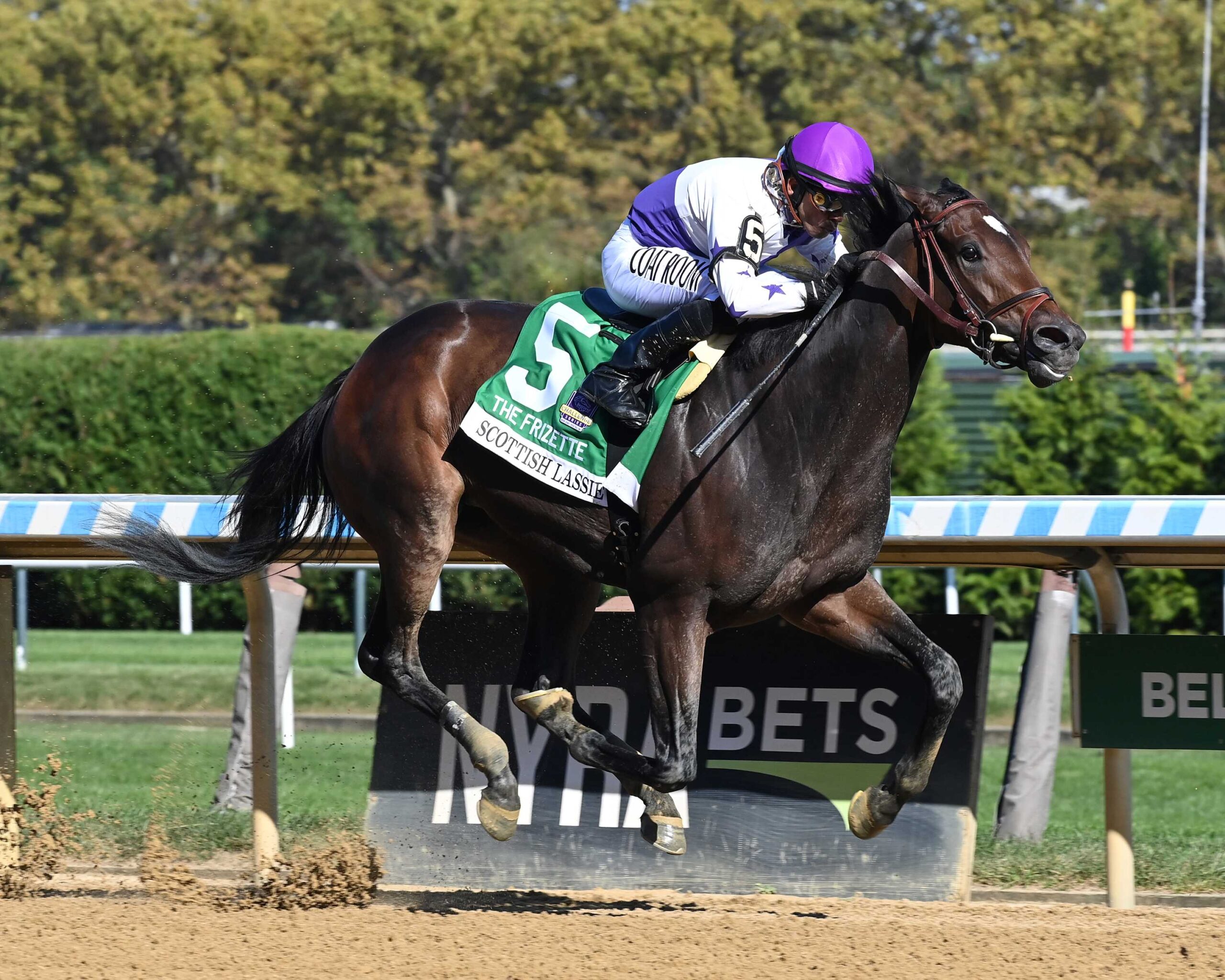 Scottish Lassie rompió el Maiden con un galope en el Frizette Stakes ...